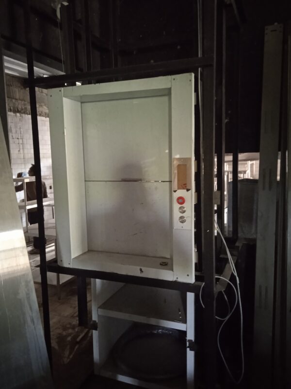 Dumbwaiter Petitenget Kuta Bali – NEGA TEKNIK